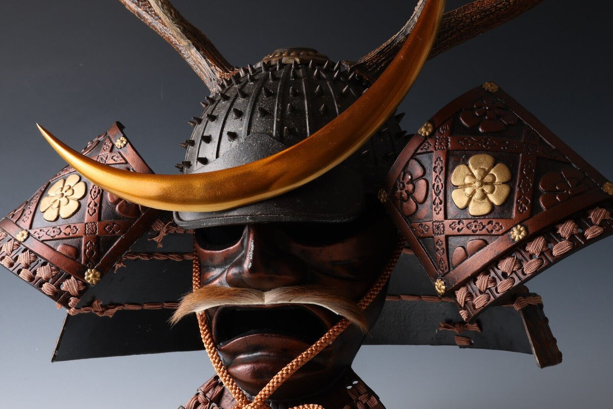 Largest Size Samurai Helmet -Great Shikanosuke Kabuto- with a Mask Ver ...